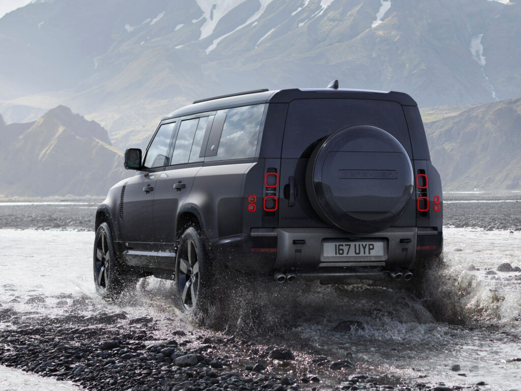 Land Rover Defender 130 P500 - nur echt mit V8 | Shots Magazin